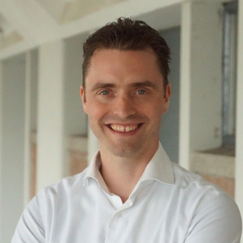 Robert Dingemans manager werkgebied Zuid bij De Luisterlijn - Ziptone ...